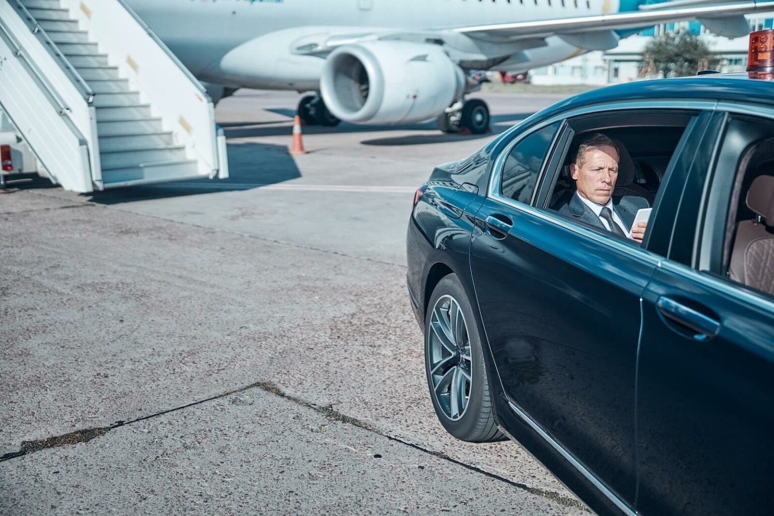 Airport Transportation Car Service | VIP CLUB LIMO